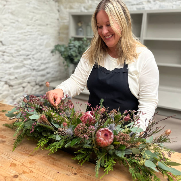 Luxury Handmade Foam-Free Christmas Table Garland – The Flowersmith Studio